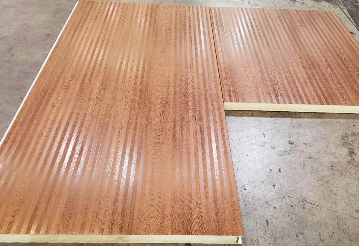 Wooden sandwich panel